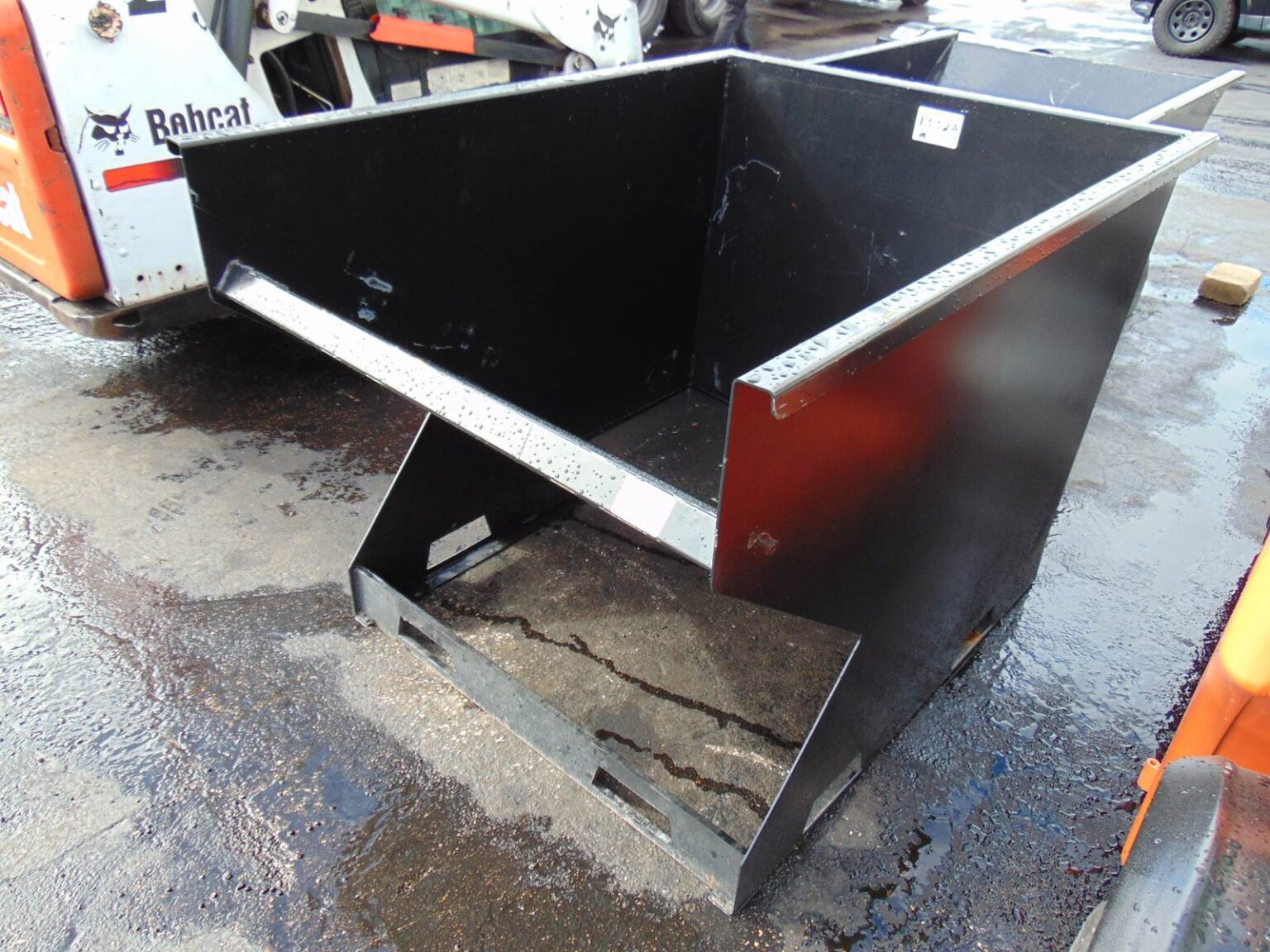 2026 KC 2 YARD FORKLIFT / SKID STEER AND FORKLIFT DUMPSTER HOPPERS ALL ...